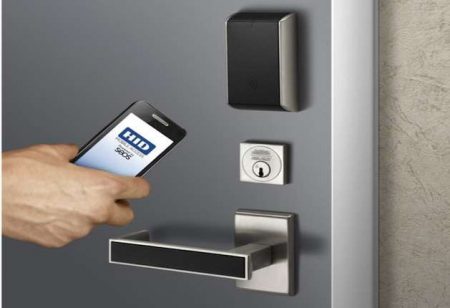 SARGENT IN120 WiFi lock, quand le Wi-Fi sécurise votre porte d’entrée.