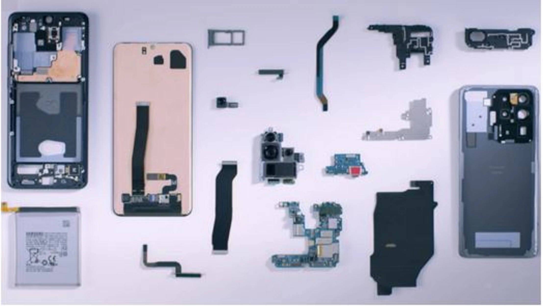 Le Galaxy S20 Ultra vu de l’intérieur